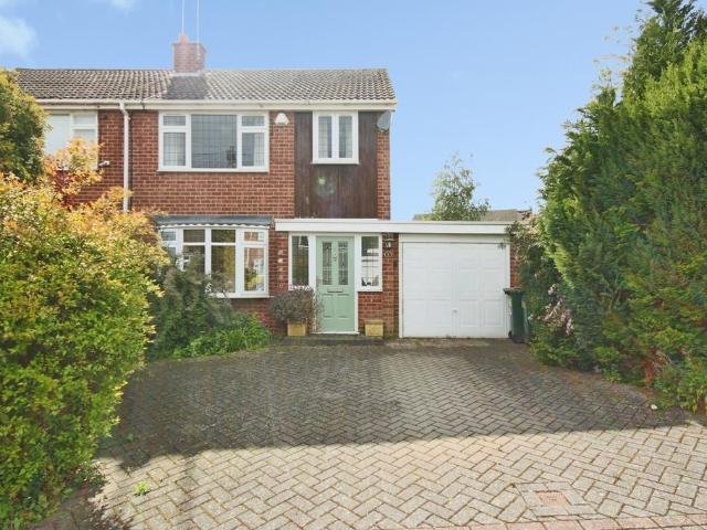 3 bedroom semi detached house for sale