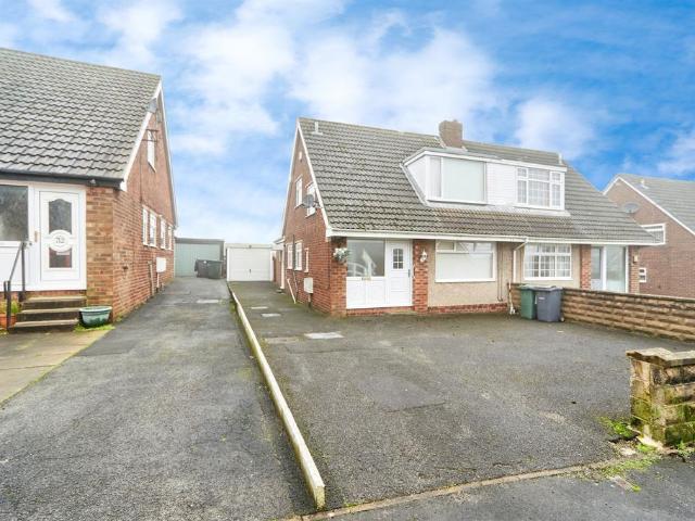 3 bedroom semi detached house for sale