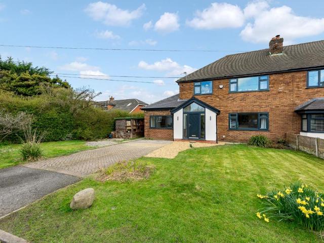 3 bedroom semi detached house for sale