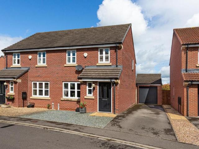 3 bedroom semi detached house for sale