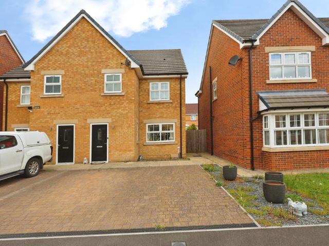 3 bedroom semi detached house for sale