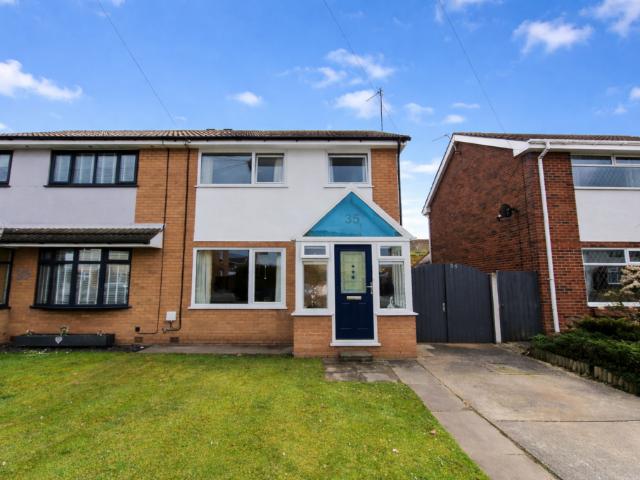 3 bedroom semi detached house for sale