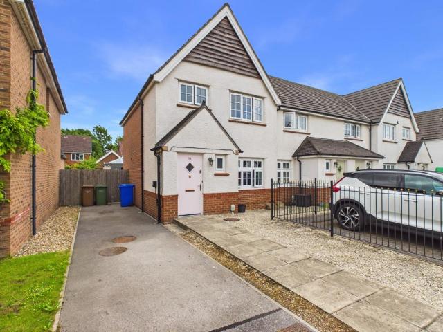 3 bedroom semi detached house for sale