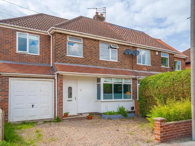 3 bedroom semi detached house for sale