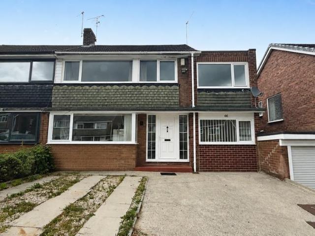 3 bedroom semi detached house for sale