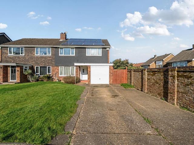 3 bedroom semi detached house for sale