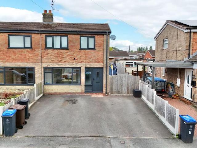 3 bedroom semi detached house for sale