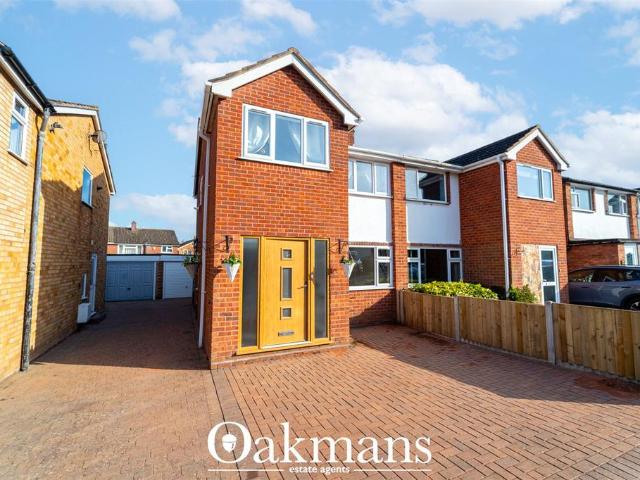 3 bedroom semi detached house for sale