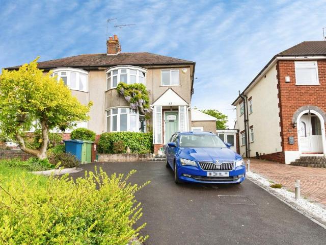 3 bedroom semi detached house for sale