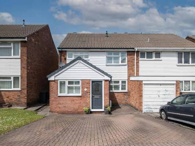 3 bedroom semi detached house for sale