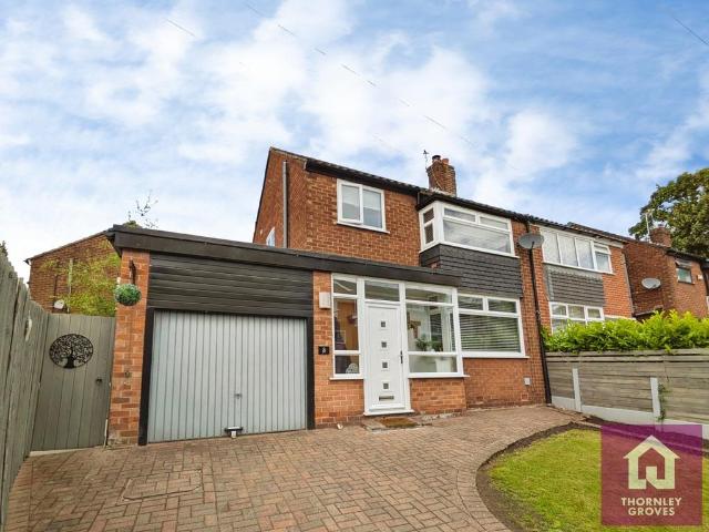 3 bedroom semi detached house for sale