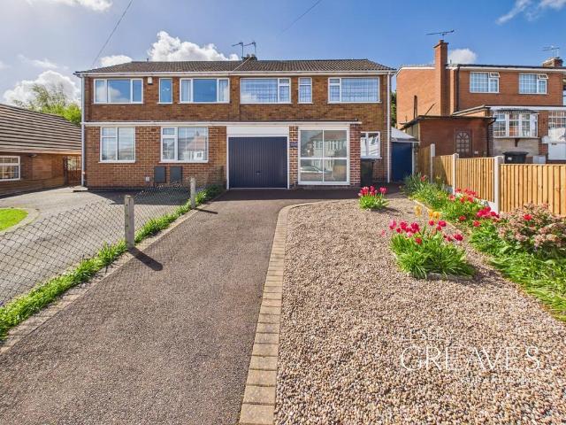 3 bedroom semi detached house for sale