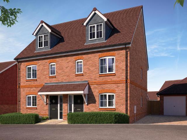 3 bedroom semi detached house for sale