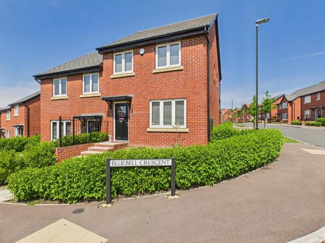 3 bedroom semi detached house for sale
