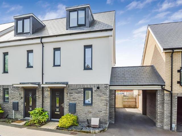 3 bedroom semi detached house for sale