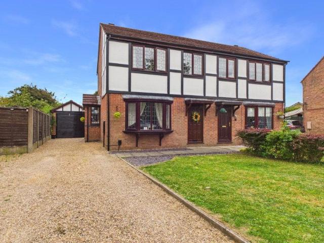 3 bedroom semi detached house for sale