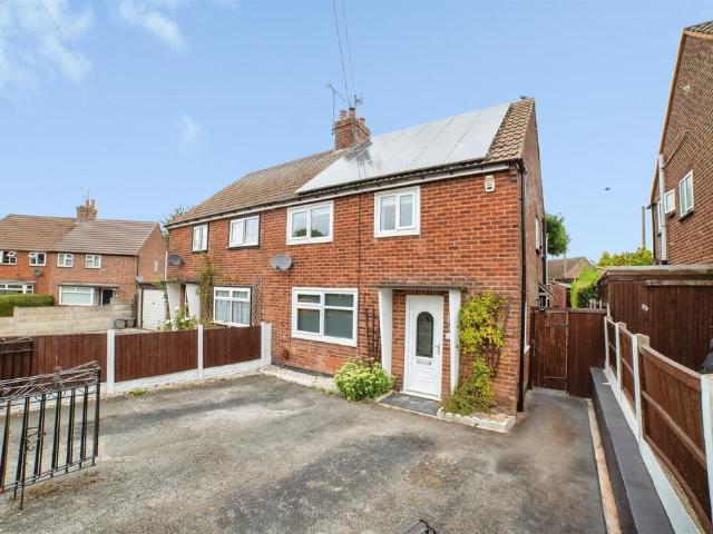 3 bedroom semi detached house for sale