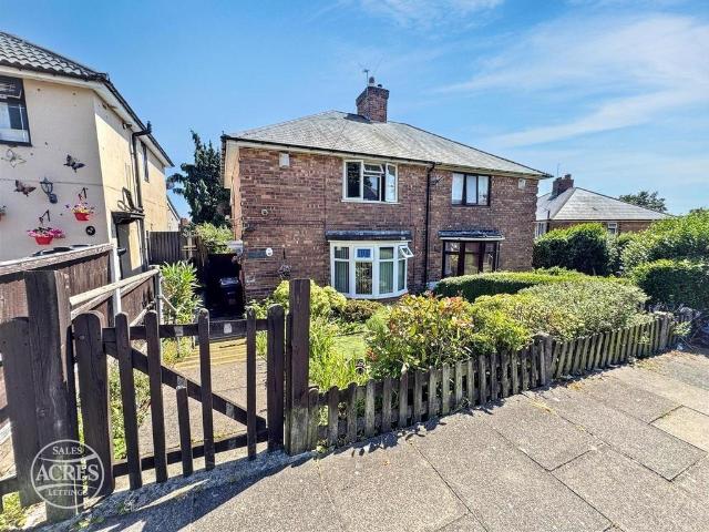 3 bedroom semi detached house for sale