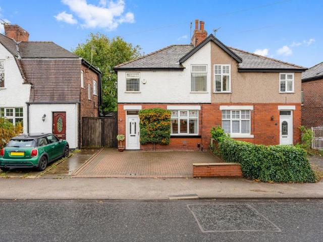 3 bedroom semi detached house for sale