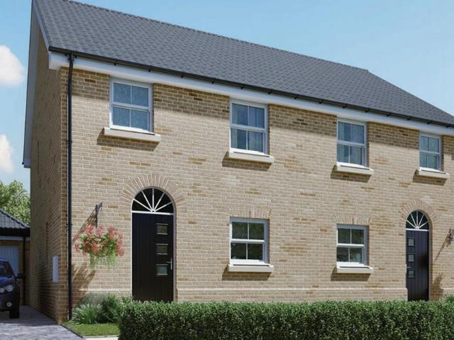 3 bedroom semi detached house for sale