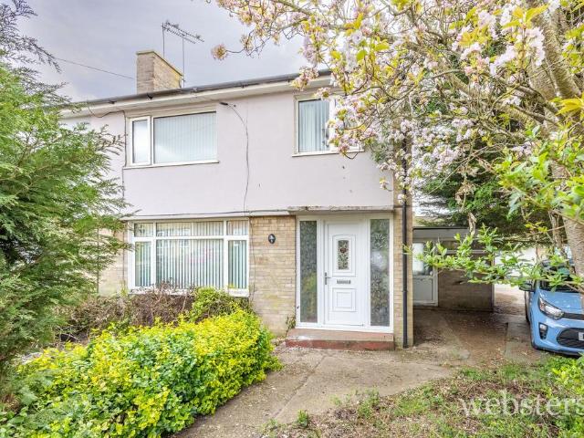 3 bedroom semi detached house for sale