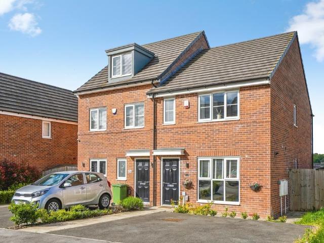 3 bedroom semi detached house for sale