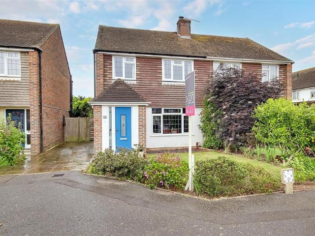 3 bedroom semi detached house for sale