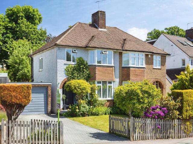 3 bedroom semi detached house for sale