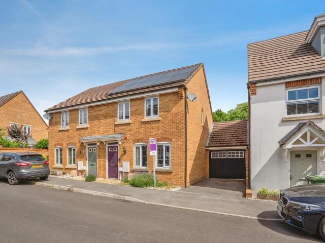 3 bedroom semi detached house for sale