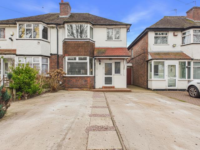 3 bedroom semi detached house for sale