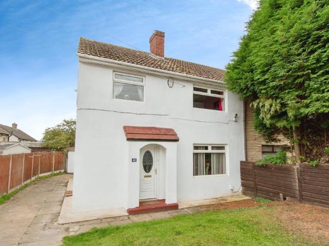 3 bedroom semi detached house for sale