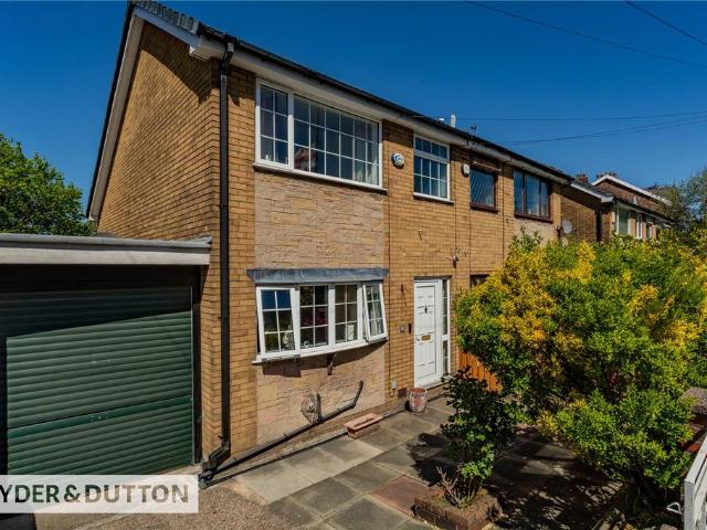 3 bedroom semi detached house for sale