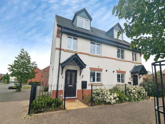 3 bedroom semi detached house for sale