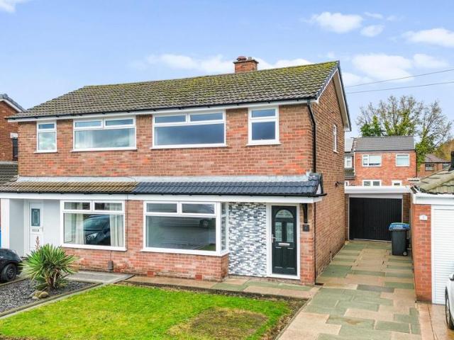 3 bedroom semi detached house for sale