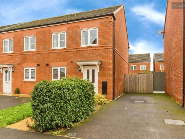 3 bedroom semi detached house for sale