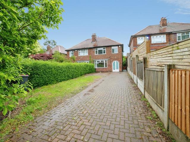 3 bedroom semi detached house for sale