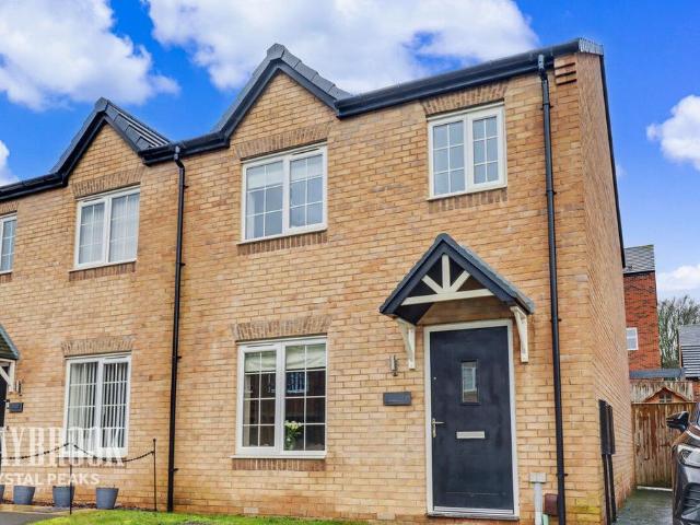 3 bedroom semi detached house for sale