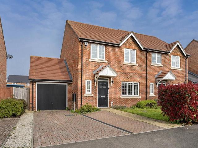 3 bedroom semi detached house for sale
