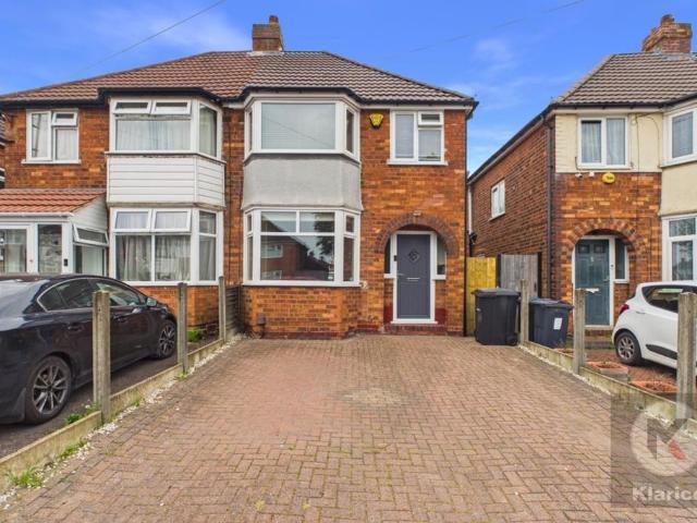 3 bedroom semi detached house for sale