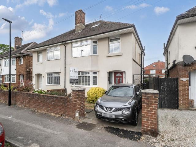 3 bedroom semi detached house for sale
