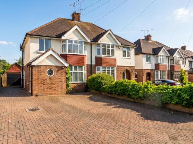 3 bedroom semi detached house for sale