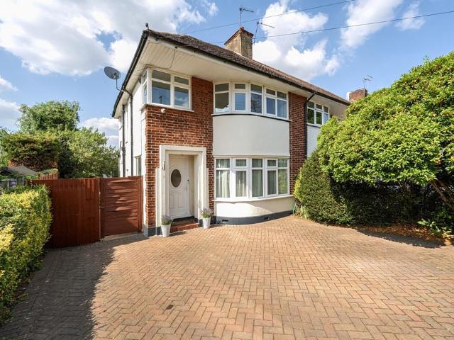 3 bedroom semi detached house for sale