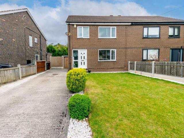 3 bedroom semi detached house for sale