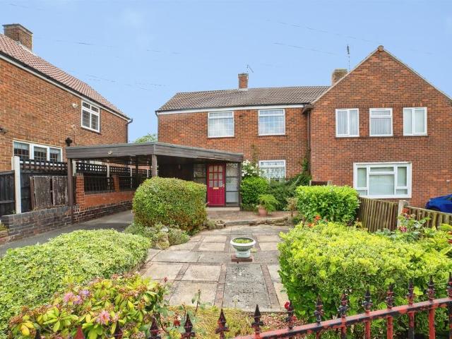 3 bedroom semi detached house for sale