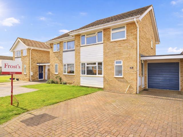 3 bedroom semi detached house for sale