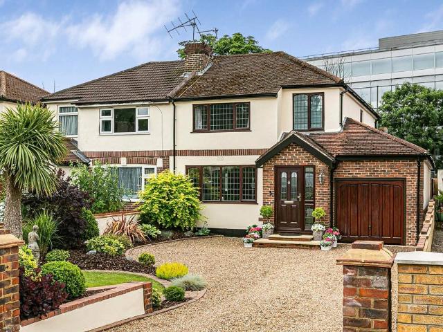 3 bedroom semi detached house for sale