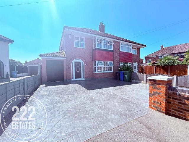 3 bedroom semi detached house for sale