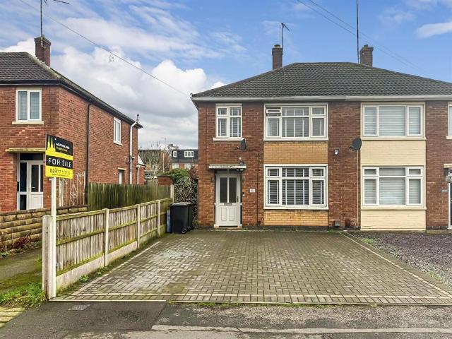 3 bedroom semi detached house for sale