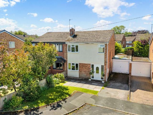 3 bedroom semi detached house for sale