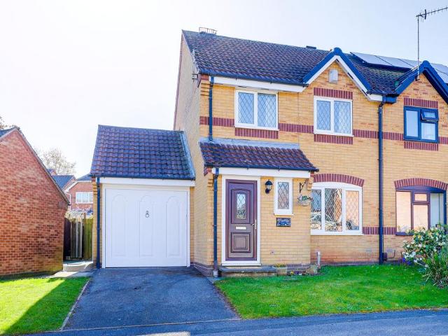3 bedroom semi detached house for sale